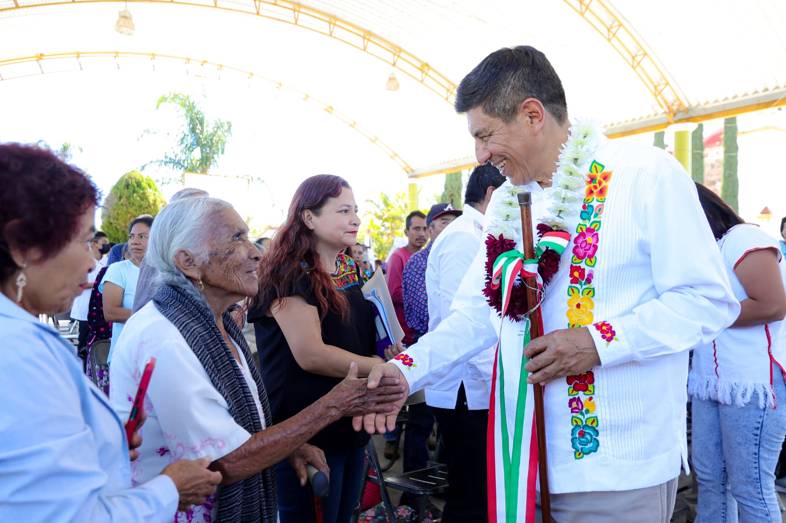 Con un gobierno honesto y austero se impulsa el desarrollo en San Miguel Ejutla: Salomón Jara ...