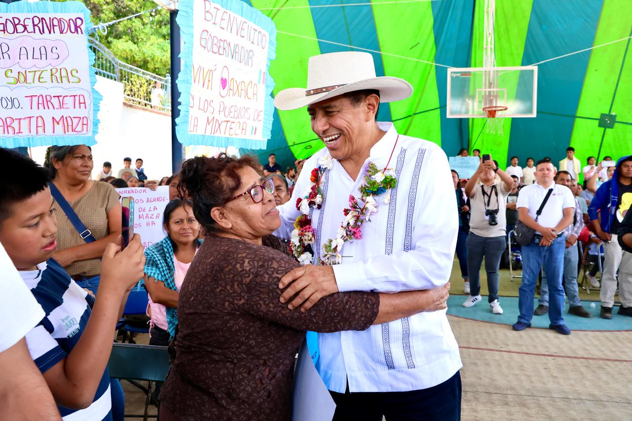 Con 22 mdp en obras y programas, Gobernador de Oaxaca acelera progreso de San Miguel Amatitlán ...