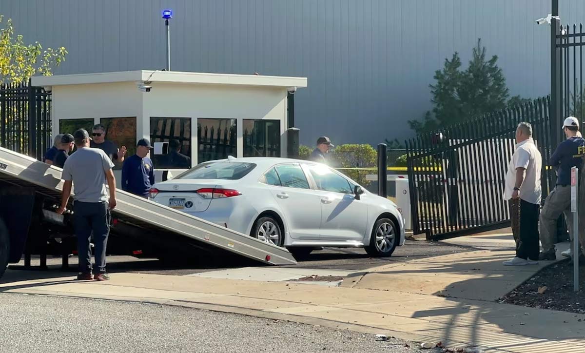 Hombre estrella un vehículo contra la entrada del FBI en Pittsburgh y ...